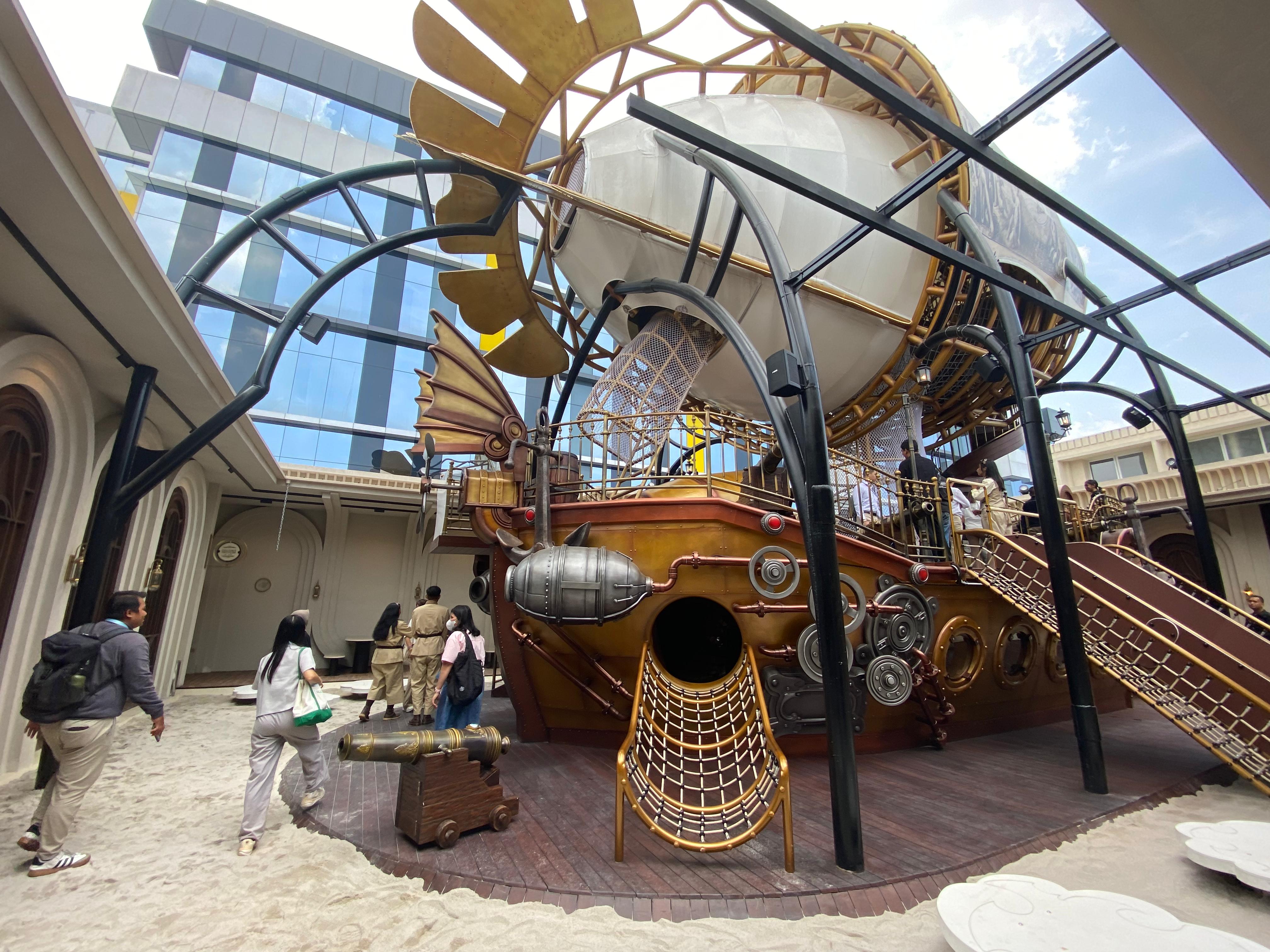 23 Paskal New Extension dan Skywalk Rooftop Outdoor Themepark, Wajah ...